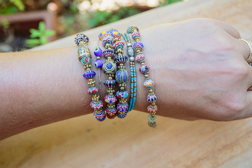 BRACELETS PERLES CHEVRONS – caurisandco